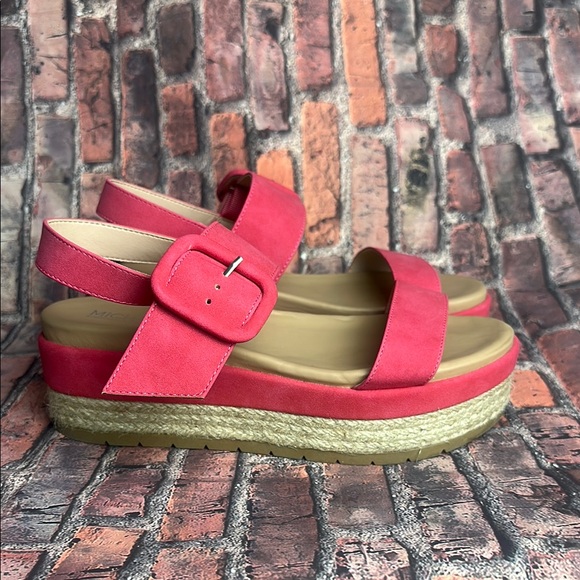 Michael Shannon | Shoes | Michael Shannon Pink Platform Buckle Sandals ...